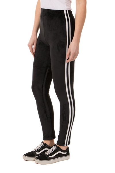NEW IN – FEMME Connection